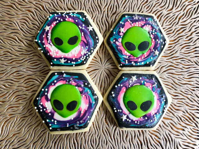 OUT OF THIS WORLD SUGAR COOKIES – For the Love of Cookies