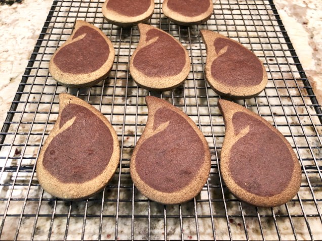 MARLYN’S PEACOCK PAISLEY COOKIES – For the Love of Cookies