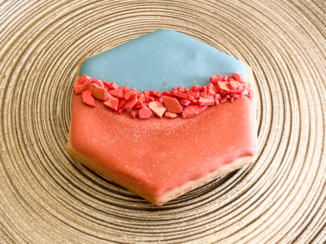 FUN WITH ROYAL ICING LEFTOVERS – For the Love of Cookies