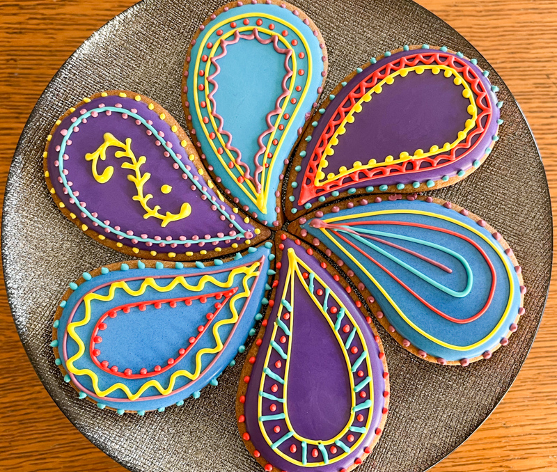 DIWALI-INSPIRED GINGERBREAD COOKIES – For the Love of Cookies