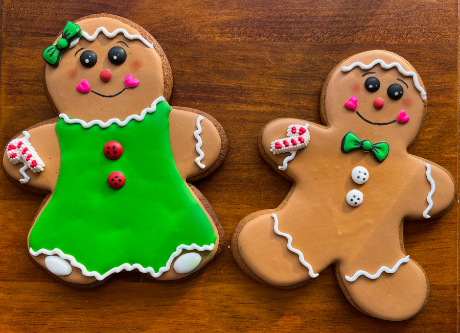 GINGERBREAD PEOPLE – For the Love of Cookies
