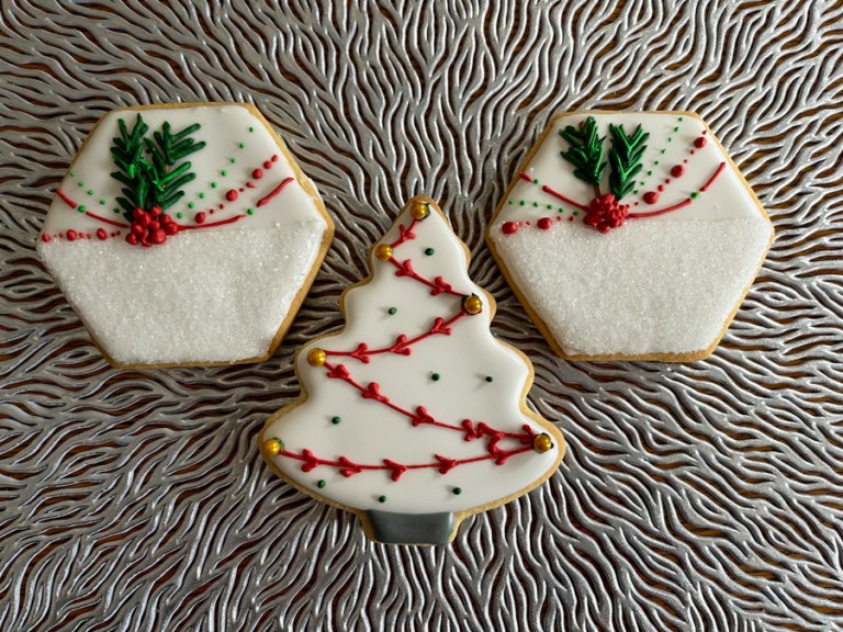 AMY’S CHRISTMAS HEXAGONS – For the Love of Cookies