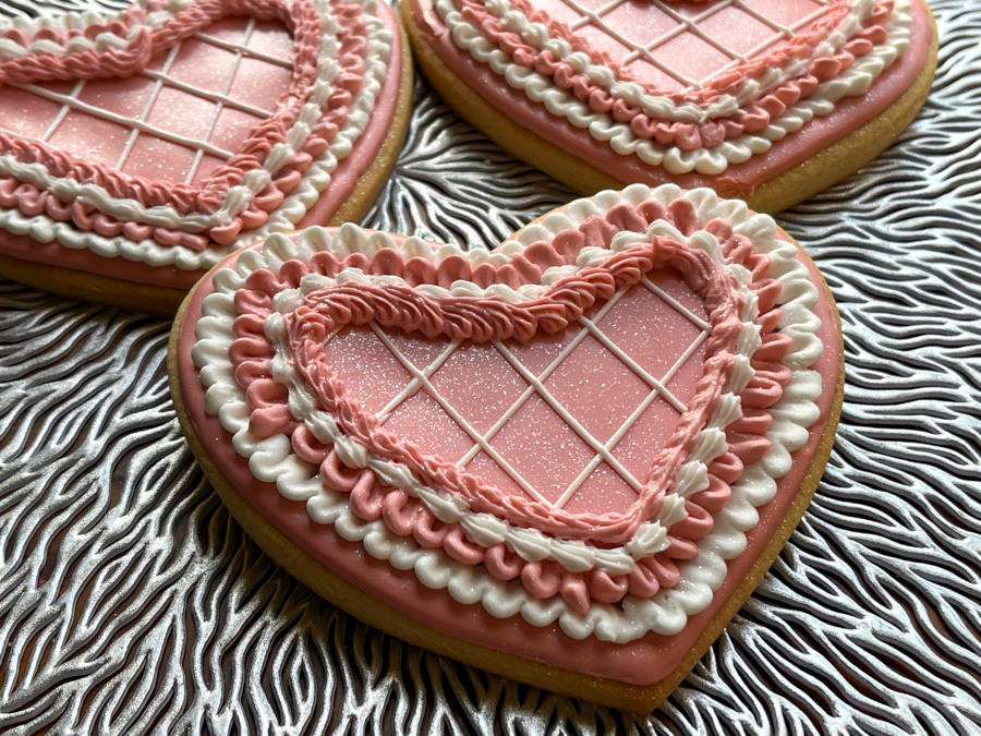 RUFFLED HEARTS – For the Love of Cookies