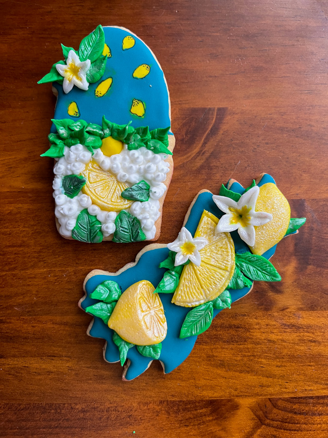 GNOME AND FLORAL FOR THE MONTH OF MAY – For the Love of Cookies