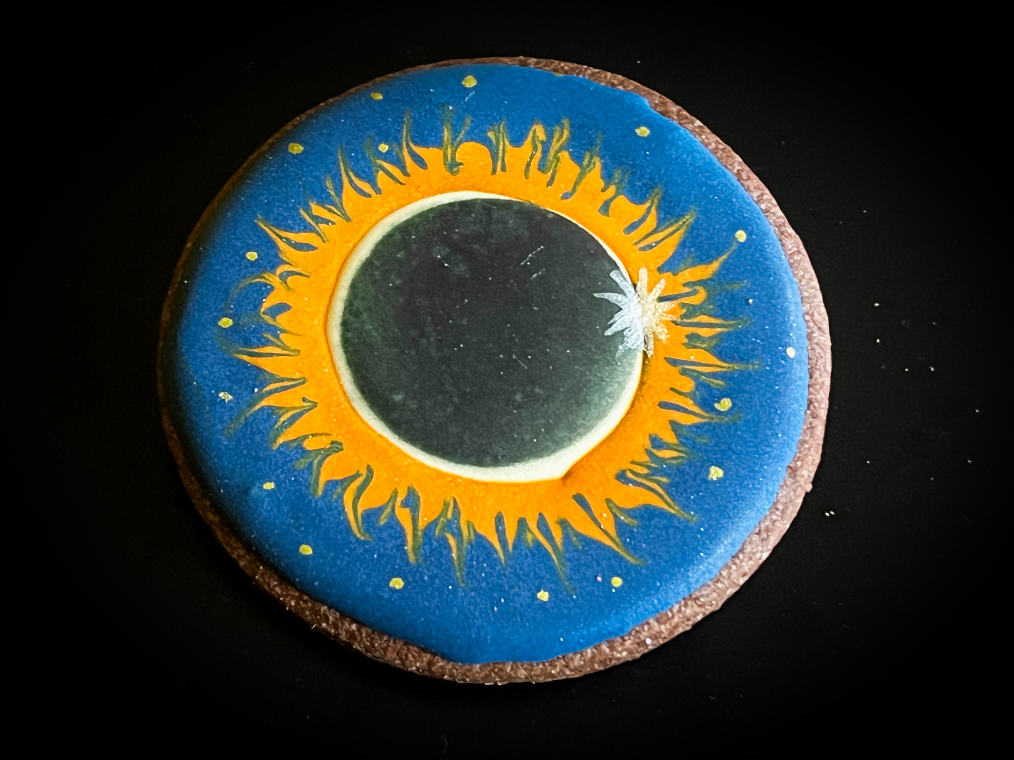 TOTAL ECLIPSE COOKIES – For the Love of Cookies