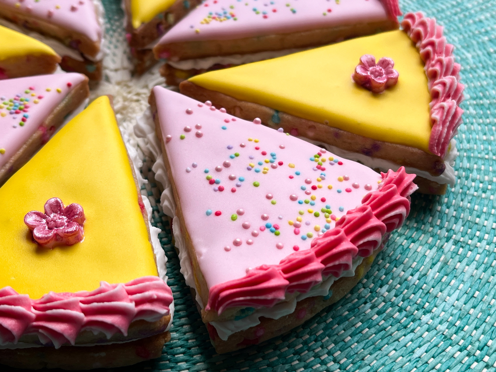 BIRTHDAY CAKE SLICES – For the Love of Cookies